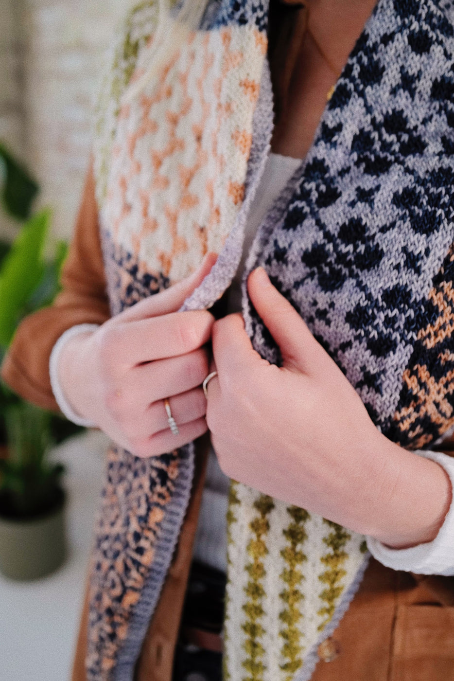 Scout Mini Shawl: Korean – Florence Spurling Studio